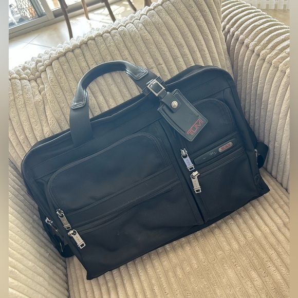 Tumi | Accessories | Tumi Briefcase | Poshmark